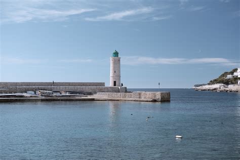 How To Identify Basic Internet Problems With The Ping Command