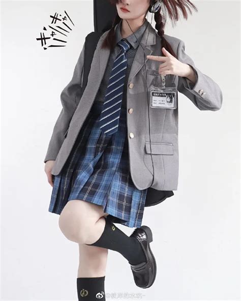 绘画参考 很棒的动态绘制参考 更多可见原po 彼岸的水坑 花瓣网