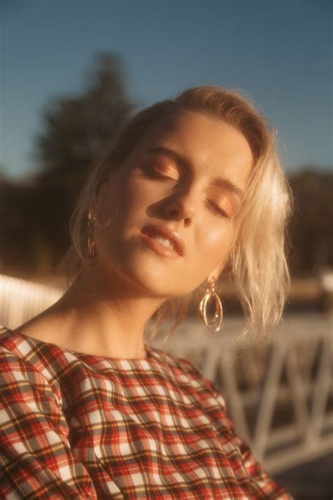 Britt Murphys Instagram Twitter And Facebook On Idcrawl