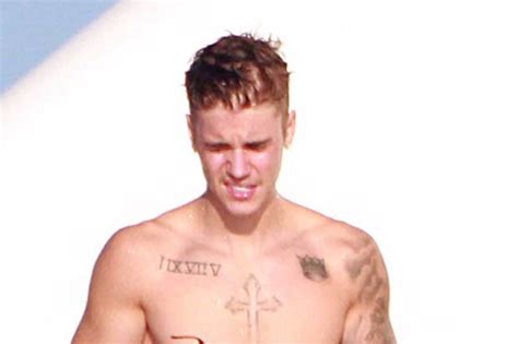 Justin Bieber S Naked Pictures Have Leaked Following Orlando Bloom S Nude Expos Daily Star