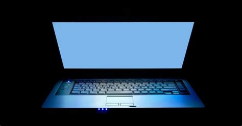 Layar Monitor Tidak Full Ini Tips Mengembalikannya