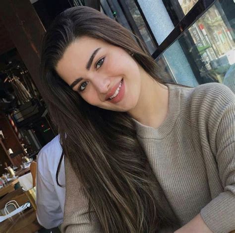 طلبات زواج في امريكا مسلمة جميلة بالصور اريد الزواج موقع الأزياء و