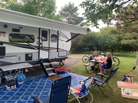 Online Community Connects Thousands Around North Dakota Campfires