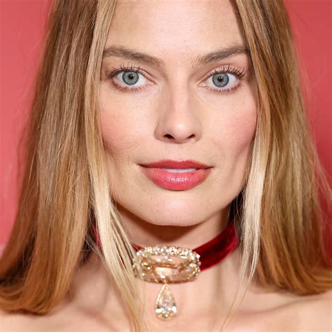 Margot Robbie Chopped Off Her Long ‘wuthering Heights Hair Parade