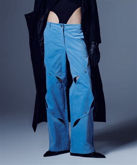 콰지퓨리티 소프트코어 팬츠 벨벳 블루 위시버킷