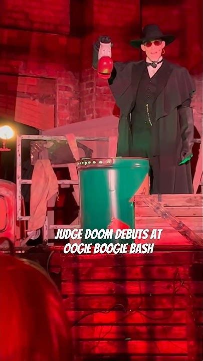 Judge Doom From Who Framed Roger Rabbit” Debuts At Oogie Boogie Bash