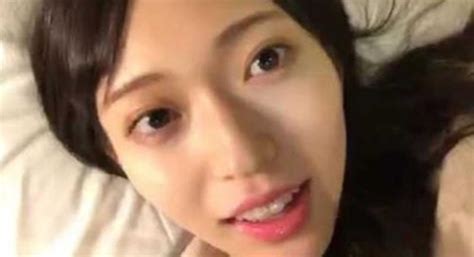 남자친구와 ‘성관계 하면서 동영상 찍은 아이돌 동영상 포스트쉐어