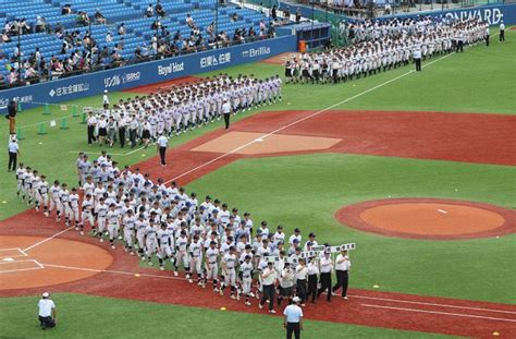 東・西東京大会が神宮で開会式 4年ぶり全選手が行進＜高校野球・東京＞：東京新聞デジタル