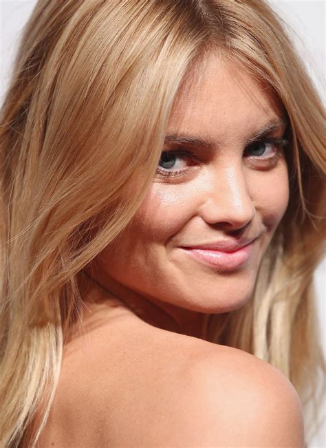 Elyse Taylor Biography Height Life Story Super Stars Bio