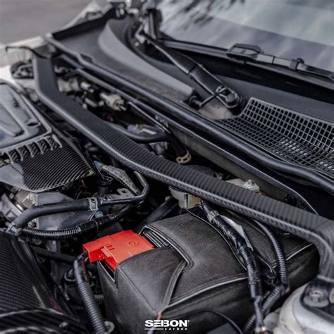 Seibon Carbon Fiber Front Strut Brace For 2023 2024 Honda Civic Type R