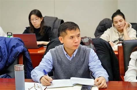 商学院“法商学术论坛”第五十讲：《战略学者自身的“战略”：学术反思、转型与探索》成功举办 中国政法大学商学院