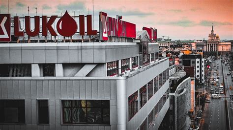 Лукойл е внесла 25 млн по малко във фонда за сигурност Пеевски настоя за незабавни действия