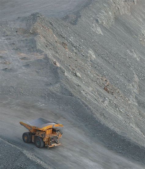 Mongolian Mining Journal On Linkedin ХАРИУЦЛАГАТАЙ УУЛ УУРХАЙ НЬ