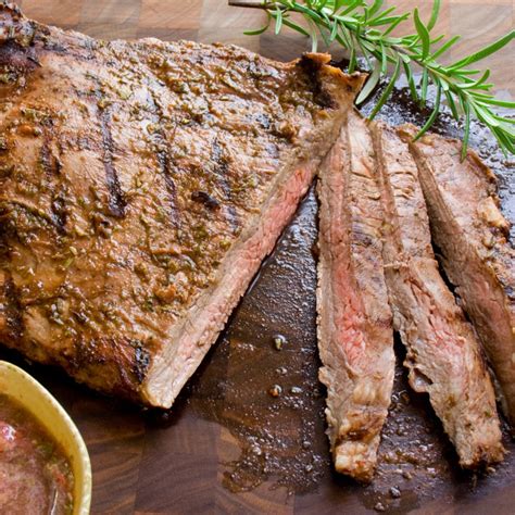 Фланк стейк по-азиатски с пивным соусом | Рецепты Primebeef.ru