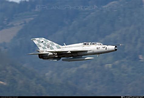 167 Mikoyan Gurevich Mig 21umd Operated By Hrvatsko Ratno