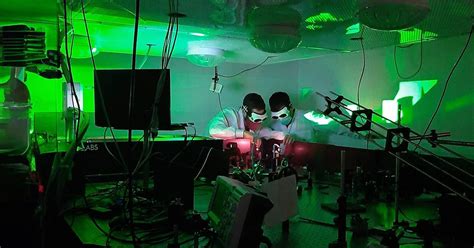 Logran Manipular La Materia Con Luz En Tiempos Extremos Y Avanzan Hacia Una Nueva Era De La