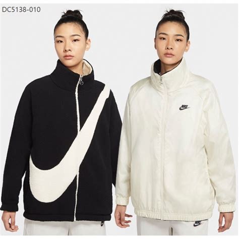 Nike 外套 Nsw Swoosh Jacket 女款 雙面穿 大勾勾 保暖 毛毛 立領 黑 米 蝦皮購物