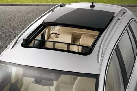 Люк в крыше автомобиля преимущества и недостатки