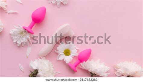636 Imágenes Fotos De Stock Objetos En 3d Y Vectores Sobre Sex Toy Advertising Shutterstock