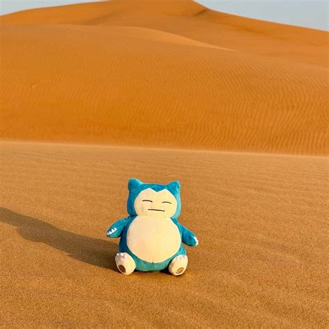 寶可夢 台灣官方instagram 本週的寶可夢四格漫畫來囉！ 本週的主角是爬地翅。 每隻寶可夢都很欣賞爬地翅。🥰 但牠們最好戴口罩，除非