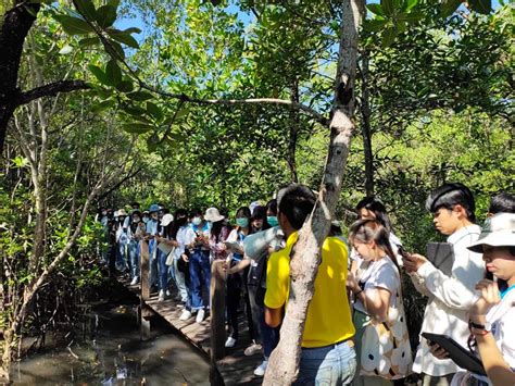 😁วันหยุด แต่พวกเราไม่หยุดเรียนรู้😁 นิสิตเอกคู่วิทยาศาสตร์ คณะศึกษาศาสตร์ มศว ชั้นปีที่ 2 ศึกษา