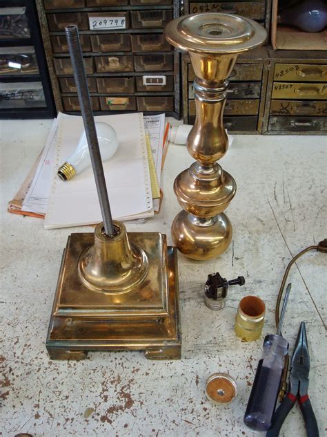 Lamp Parts And Repair Lamp Doctor Tighten Table Lamp Body