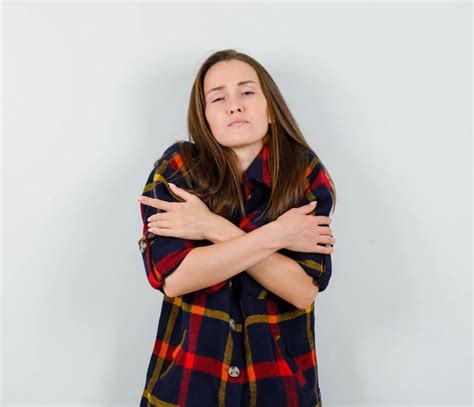 Hand Poses For Portrait Photography