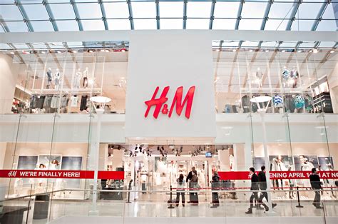 5 Reasons Why Retailers Should Look To Handm For Customer Experience Tips