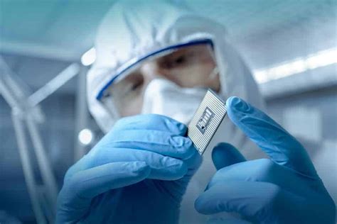 How Healthcare Industries Can Use AI To Control Quality In Manufacturing