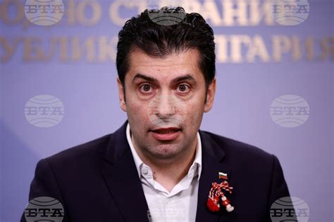 Кирил Петков посъветва Бойко Борисов ако иска да преговаря да дойде утре на срещата Утро