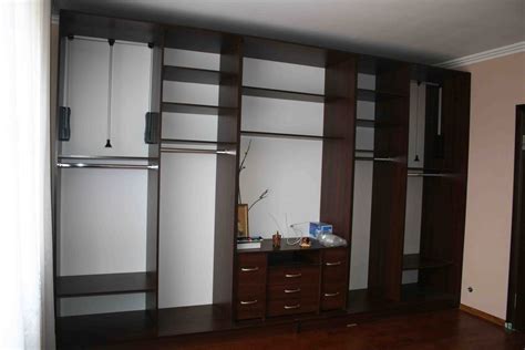 Меблі ГАРДЕРОБНІ ШАФИ КУПЕ