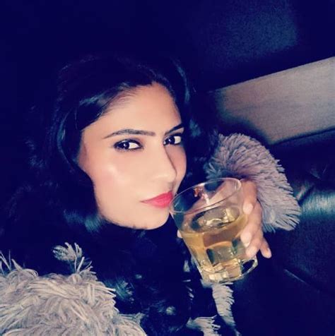 Simran Kapoor Wiki Age Height Husband Family Biography More