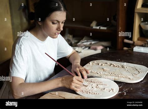 Woman Creating Clay Sculpture Hi Res Stock Photography And Images Alamy