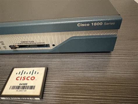 Cisco 1812 Router Hardverapró