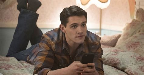 Riverdale Season 3 Has An Official Premiere Date Teen Vogue