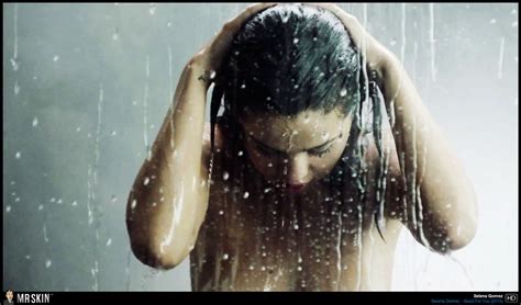 Naked Selena Gomez In Selena Gomez Good For You