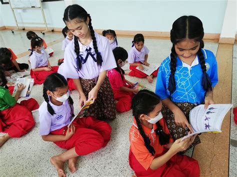 กิจกรรมจิตอาสาพี่สอนน้องแก้ไขปัญหาด้า โรงเรียนวัดลาดพร้าว