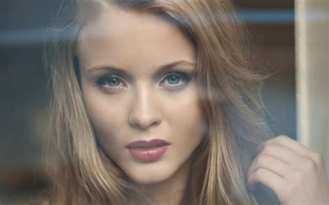X Resolution Zara Larsson Singer Face Uhd K X