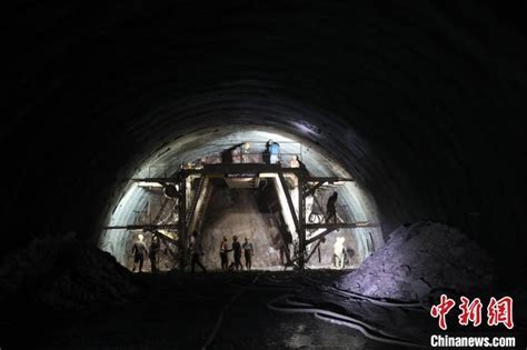 假日保进度 重庆武两高速两隧道掘进均“破千” 荆楚网 湖北日报网