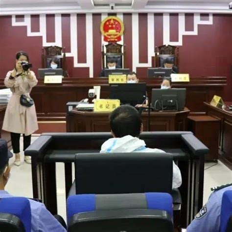 内蒙古一会计贪污挪用公款240多万 张某某 五原县 巴彦淖尔市