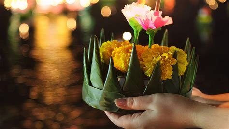 วันลอยกระทง 2565 ความเชื่อ ตำนานในอดีต พร้อมคำขอขมาพระแม่คงคา