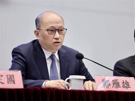 特區政府舉辦兩會精神座談會 鄭雁雄：香港可把握好一國兩制等三大優勢 新冠疫情專頁