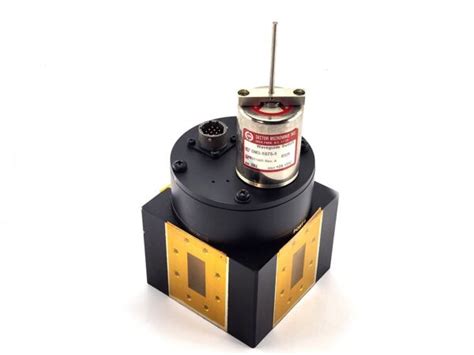 Sector Microwave Sm3 1075 1 Waveguide Coax Switch Wr159 28vac Global Test Equipment