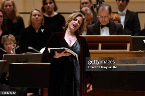 Lisa Saffer Photos And Premium High Res Pictures Getty Images