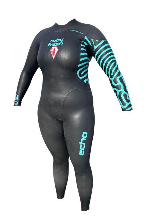 The Ruby Fresh V3 Echo Female Wetsuit