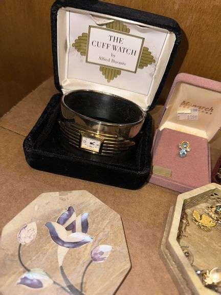 Assorted Jewelry Auction Ohio