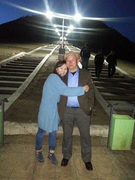 БИ ААВДАА ХАЙРТАЙ Бага байхад аав Алтанцэцэг Манжаа