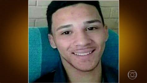 Estudante Morre Com Tiro Na Cabe A Durante Protesto Contra Viol Ncia No Rio G Rio De Janeiro