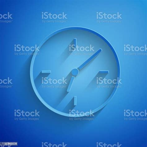파란색 배경에 격리 된 종이 잘라 시계 아이콘입니다 시간 기호입니다 종이 아트 스타일입니다 벡터 일러스트레이션 0명에 대한 스톡 벡터 아트 및 기타 이미지 Istock