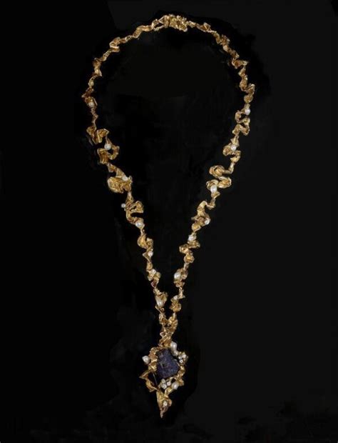 Necklace Albert Gilbert Vanda Explore The Collections